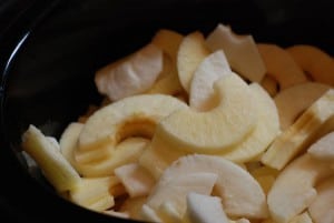How to Make Easy Slow Cooker Applesauce - Real Mom Nutrition