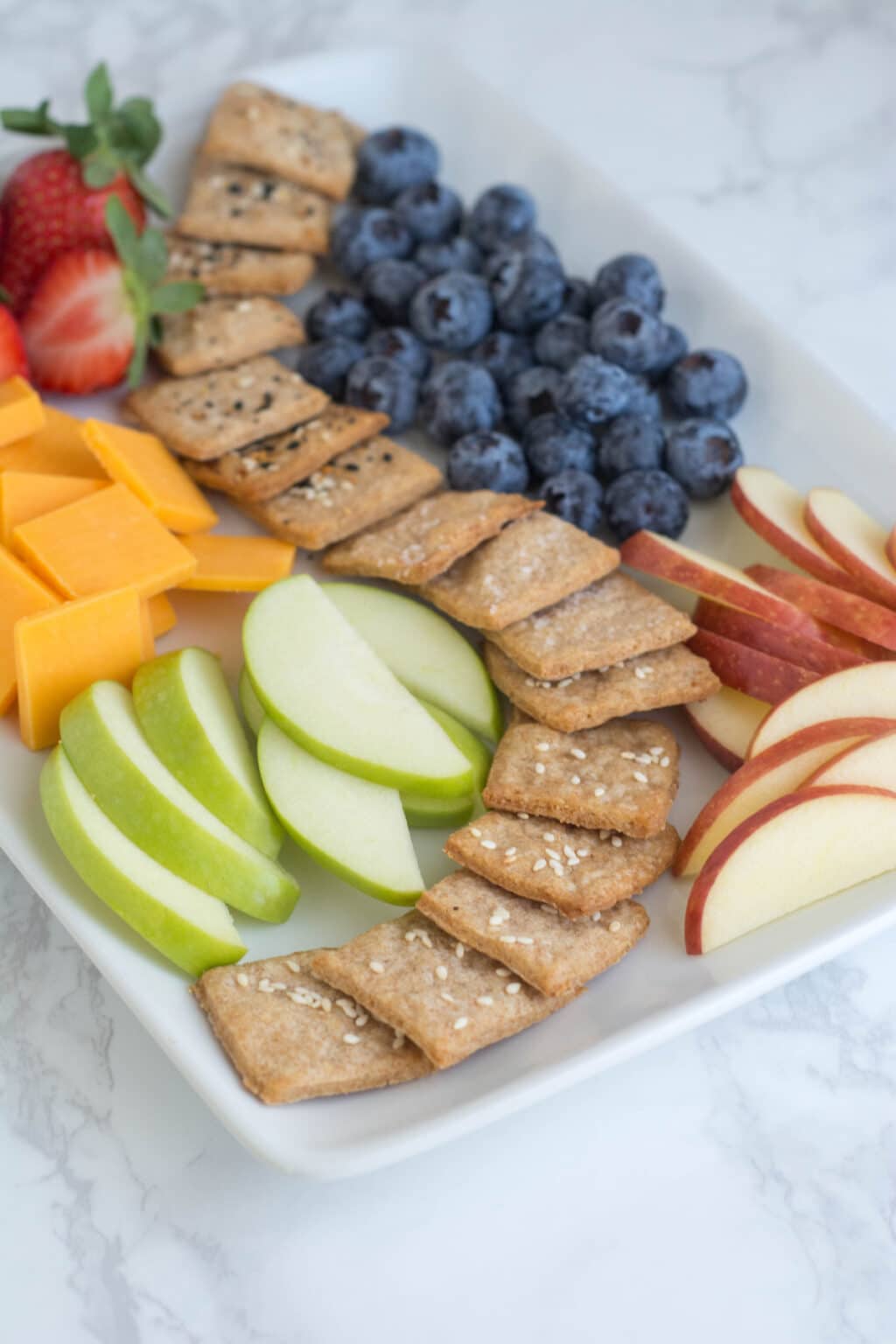 How to Make Healthy Homemade Crackers (It's Easy!)