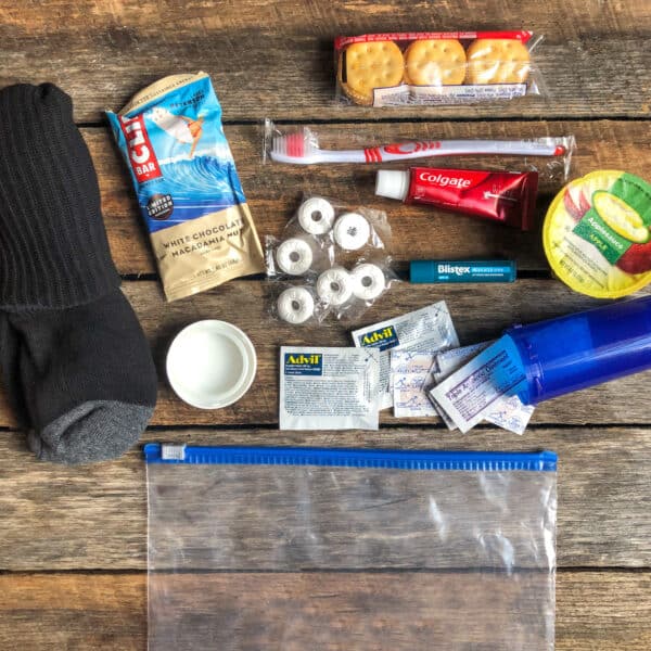 How to Make "Blessing Bags" For Those in Need