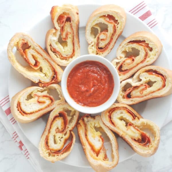 Easy Pepperoni Pizza Bread Recipe: Your Gang Will Love it!