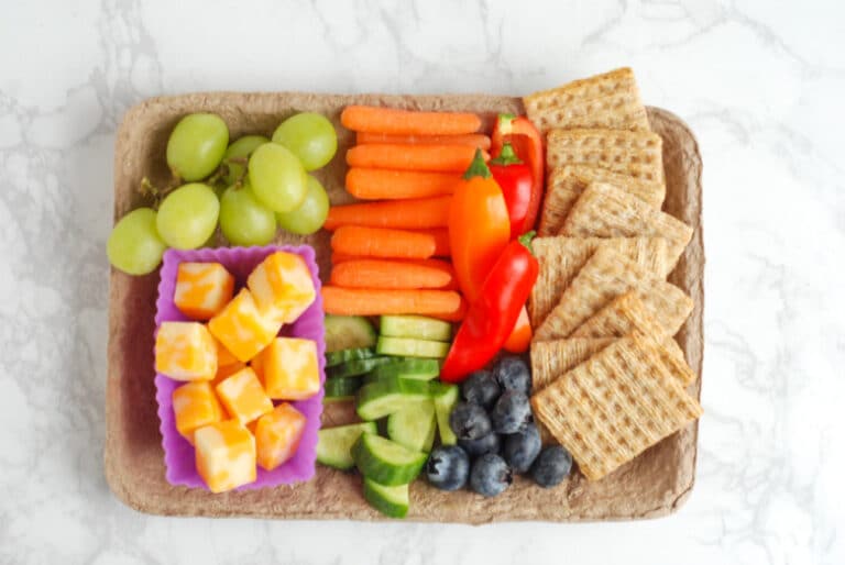 How to Make a Healthy & Tasty Snack Platter For Kids